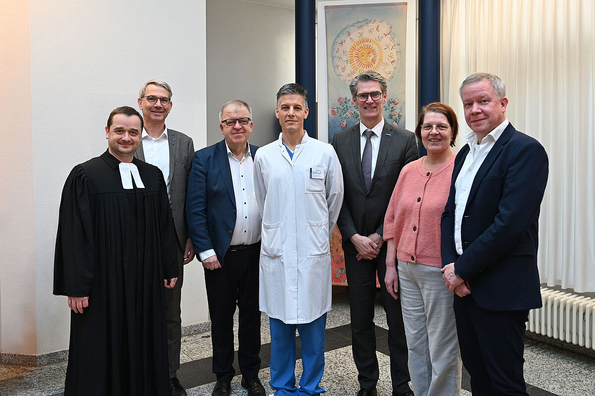 „Ich bin hier goldrichtig.“ – Feierliche Einführung für Univ.-Prof. Dr ...